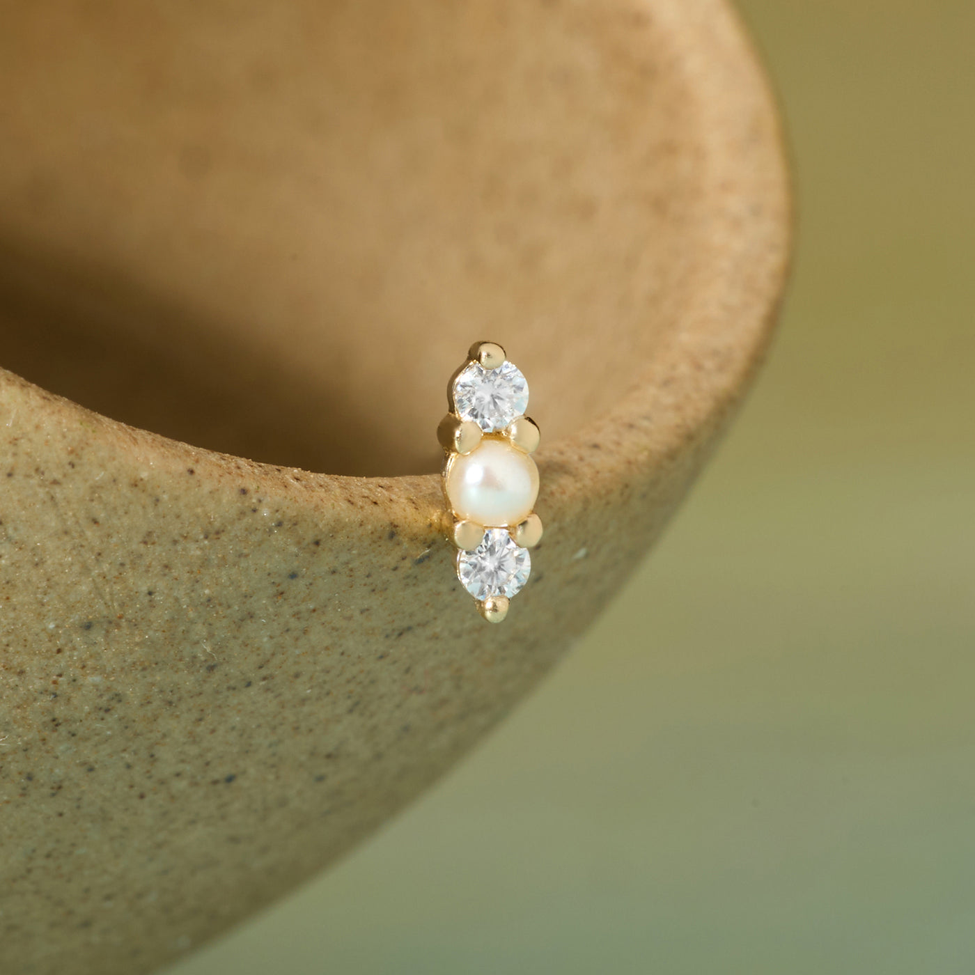 Cloud Nine - Threadless End – Ember Body Jewelry
